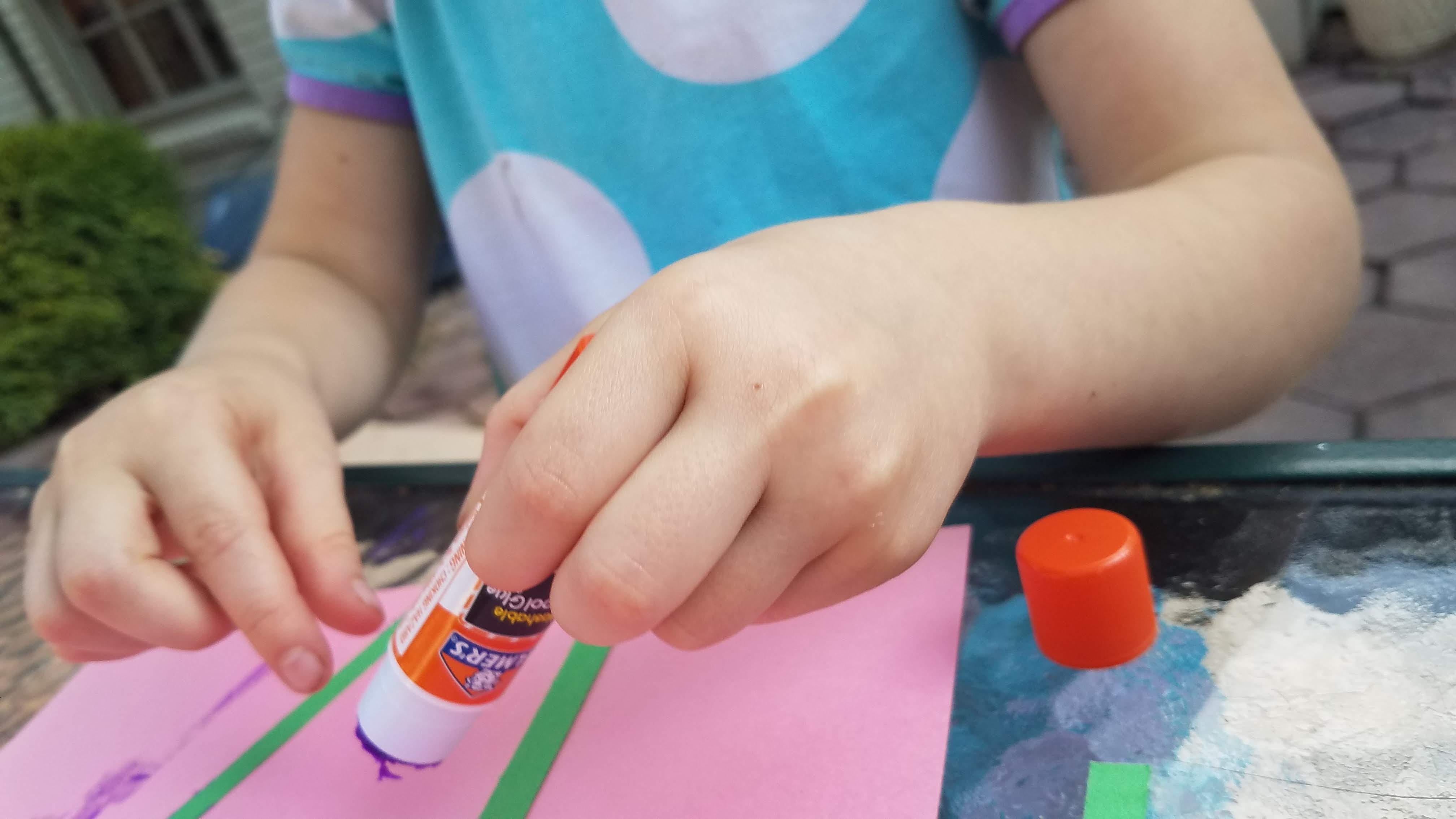 Rose Prints for Therese : A Simple Preschool Craft
